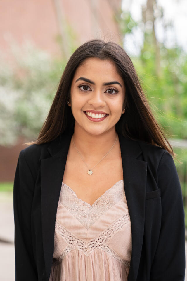 Shrina Jasani : People : Homecoming